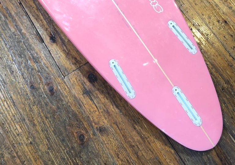 サーフボードの選び方と有名サーフブランド14選 | サーフィンで使う道具